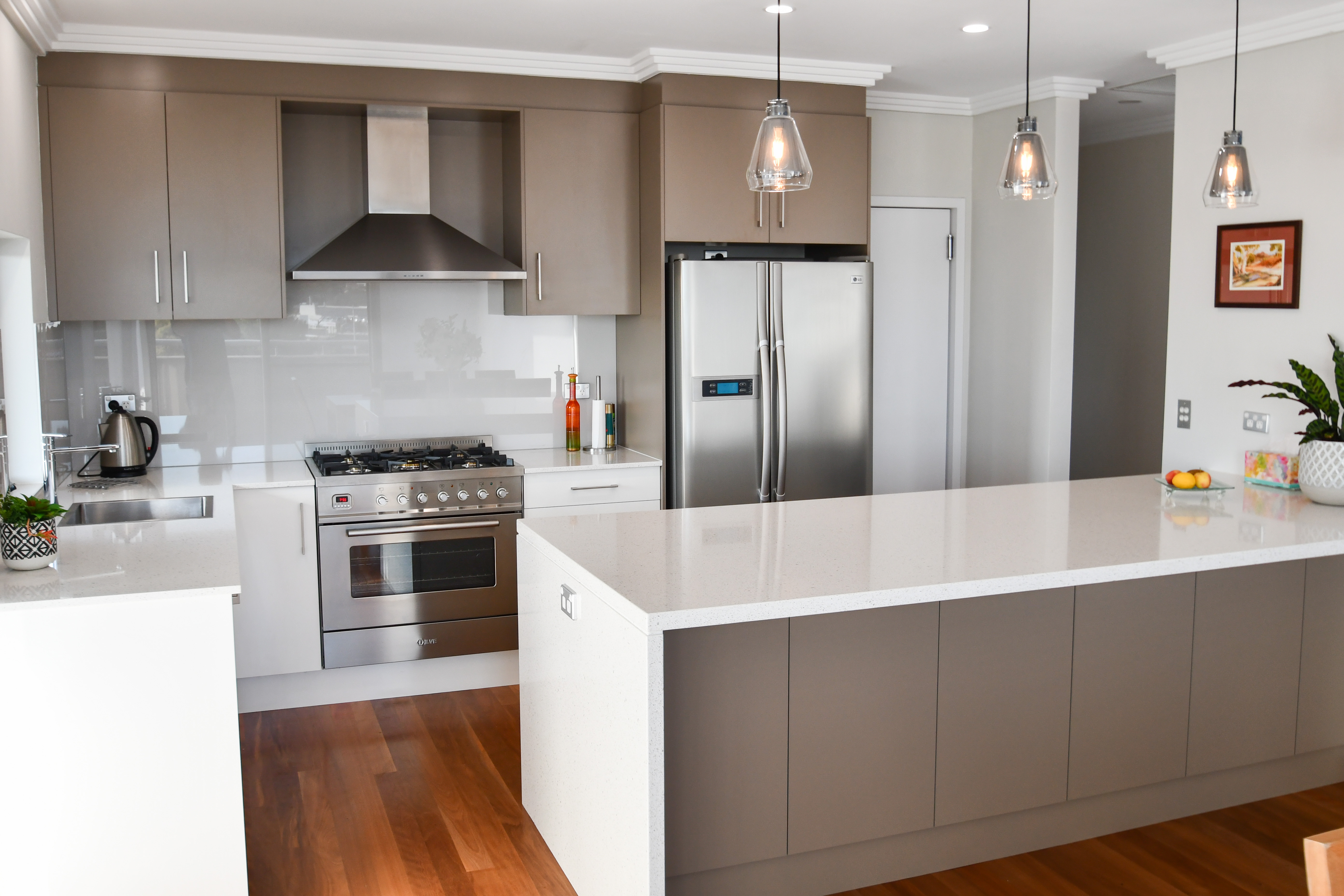 Streamlined Kitchens, Handless Kitchens | CDK
